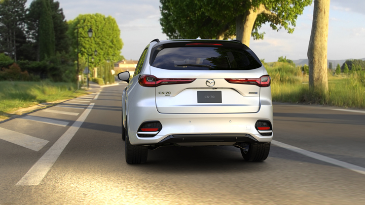 2025 CX-70 Plug-In Hybrid AWD 2 Row SUV | Mazda Canada